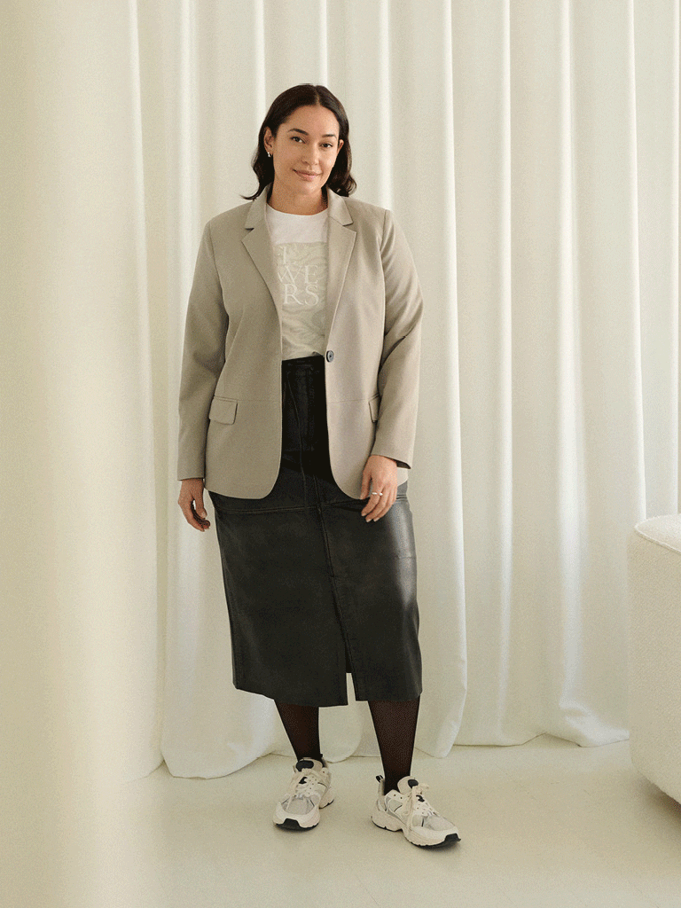 Plus size tøj fra Kaffe Curve | Shop online til store kvinder her